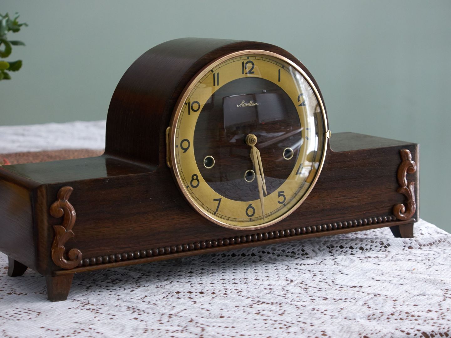 How to Determine the Age of an Antique Clock: Strategies and Tips ...