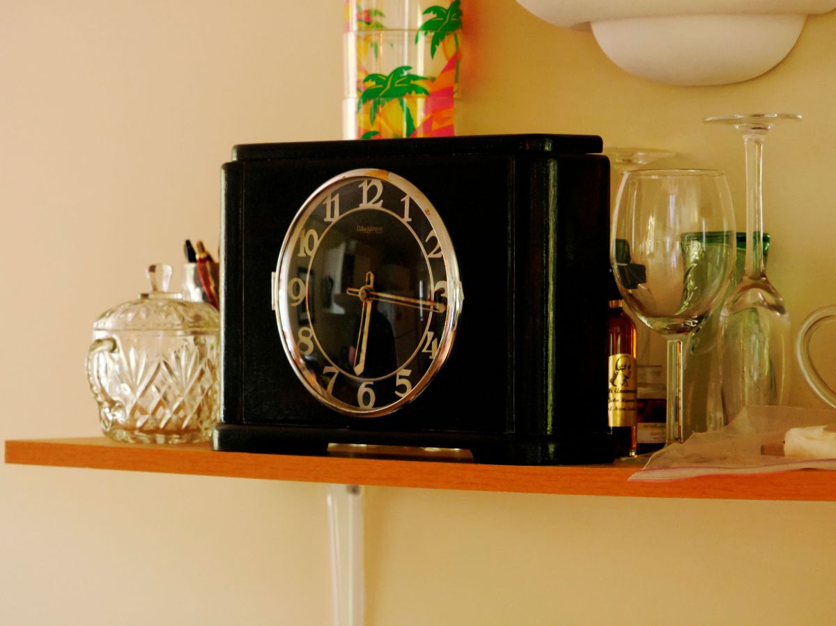 Blackforest shelf / kitchen / cottage clock – Antique and Vintage Clocks