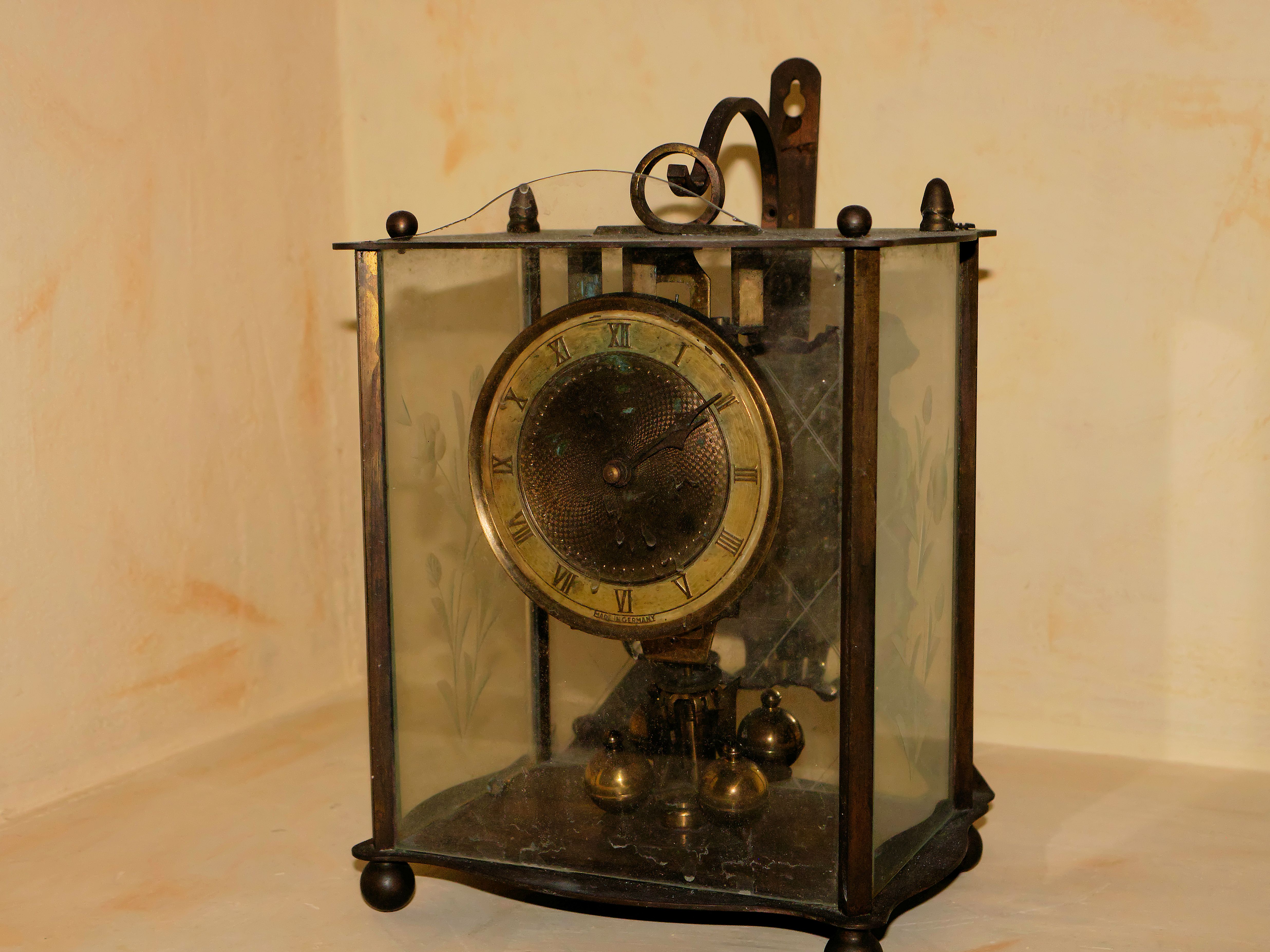 Clocks of Cuba – Antique and Vintage Mechanical Clocks