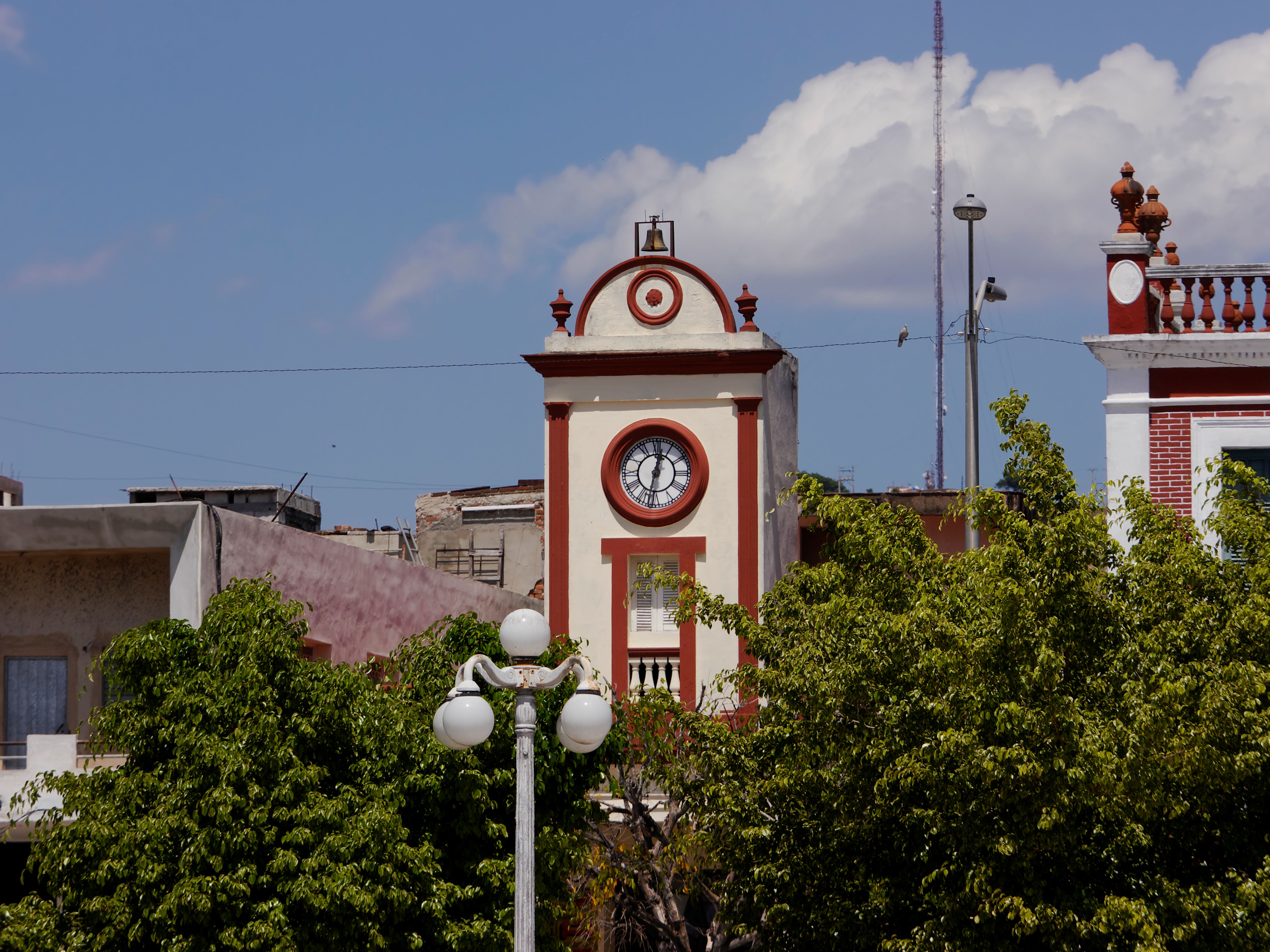 Clocks of Cuba – Antique and Vintage Mechanical Clocks