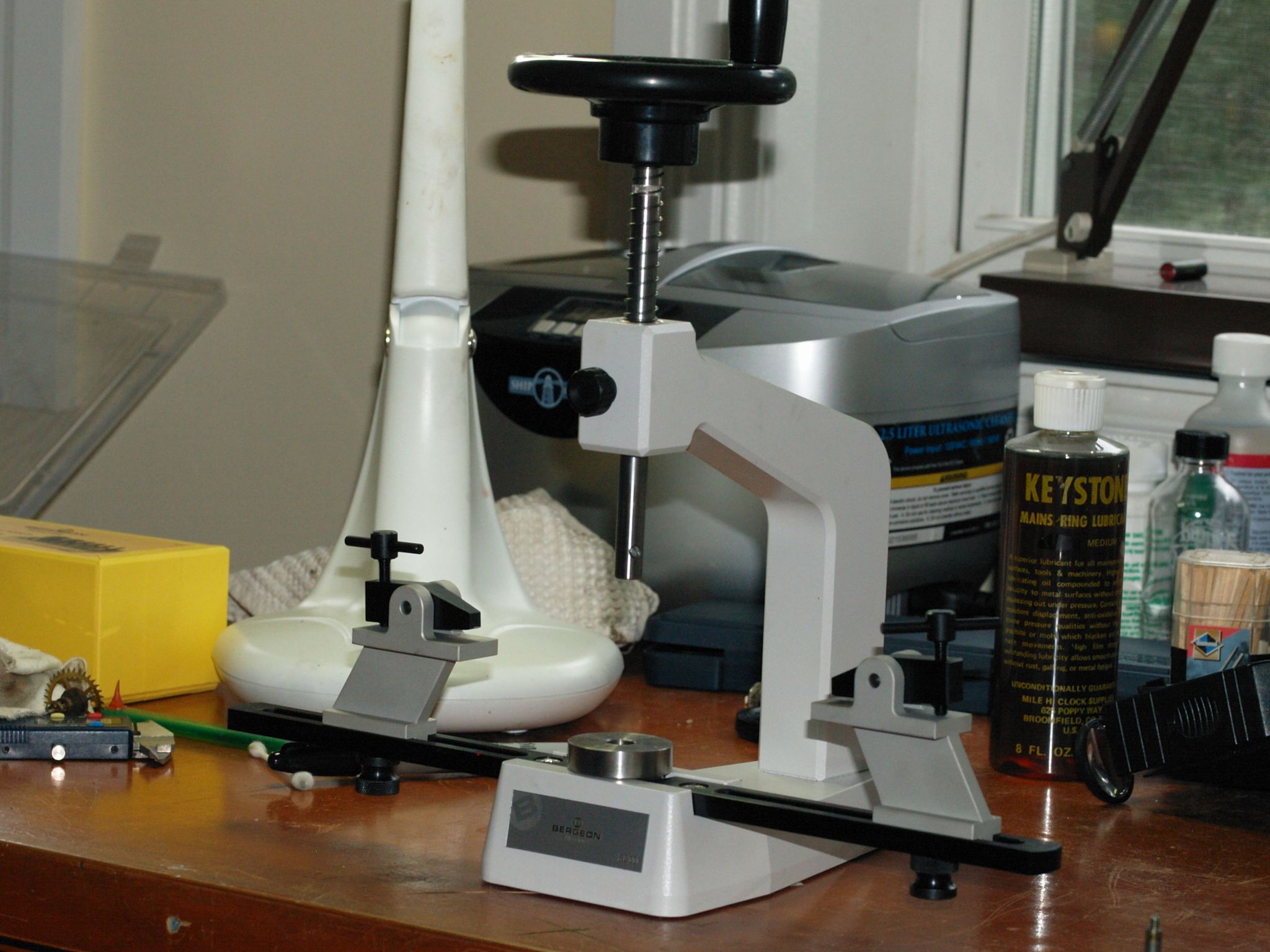 Understanding Clock Pivot Wear and Bushing: Part I of Two-Part Series ...