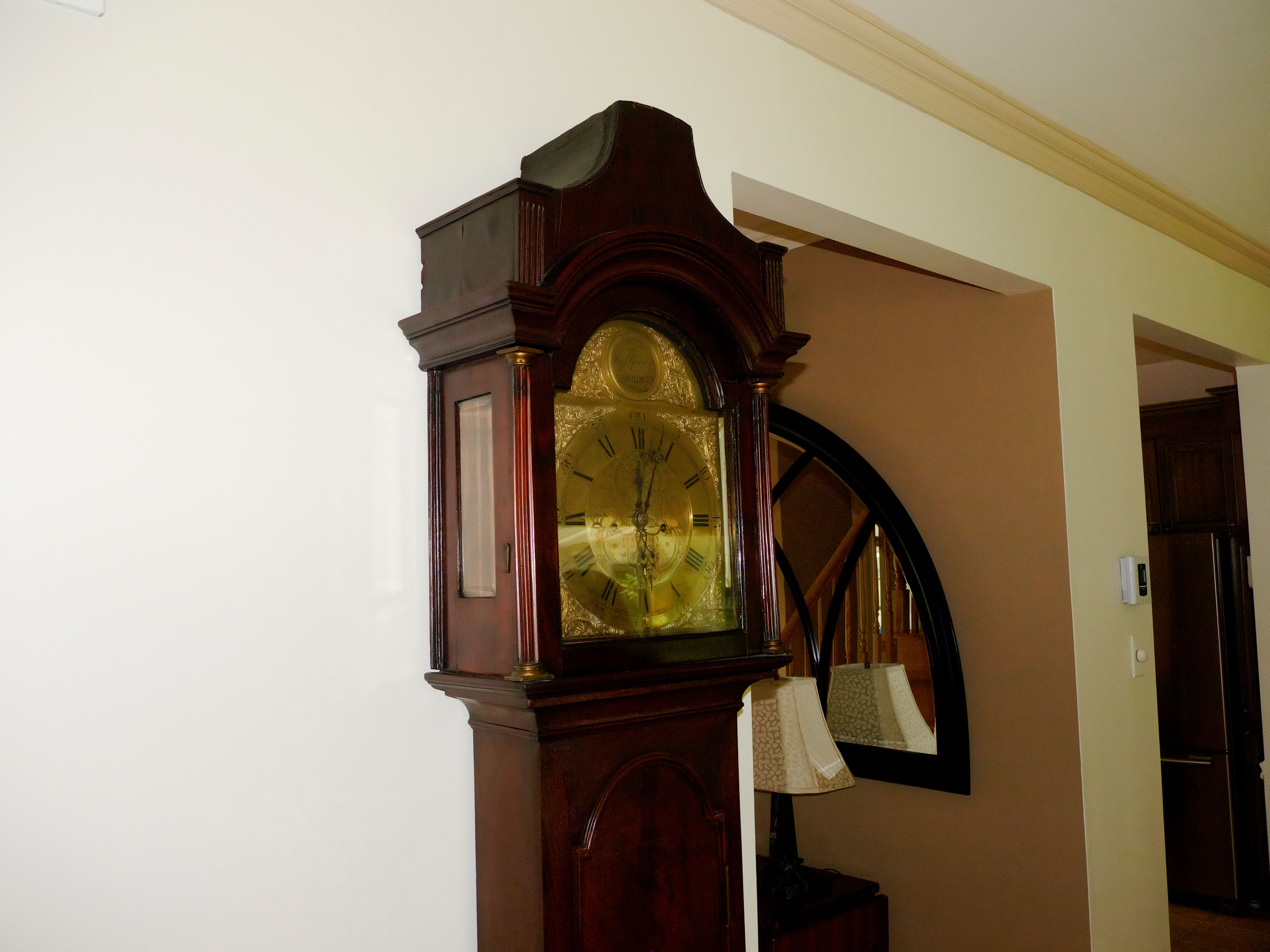 Hugh Gordon longcase clock – Antique and Vintage Mechanical Clocks