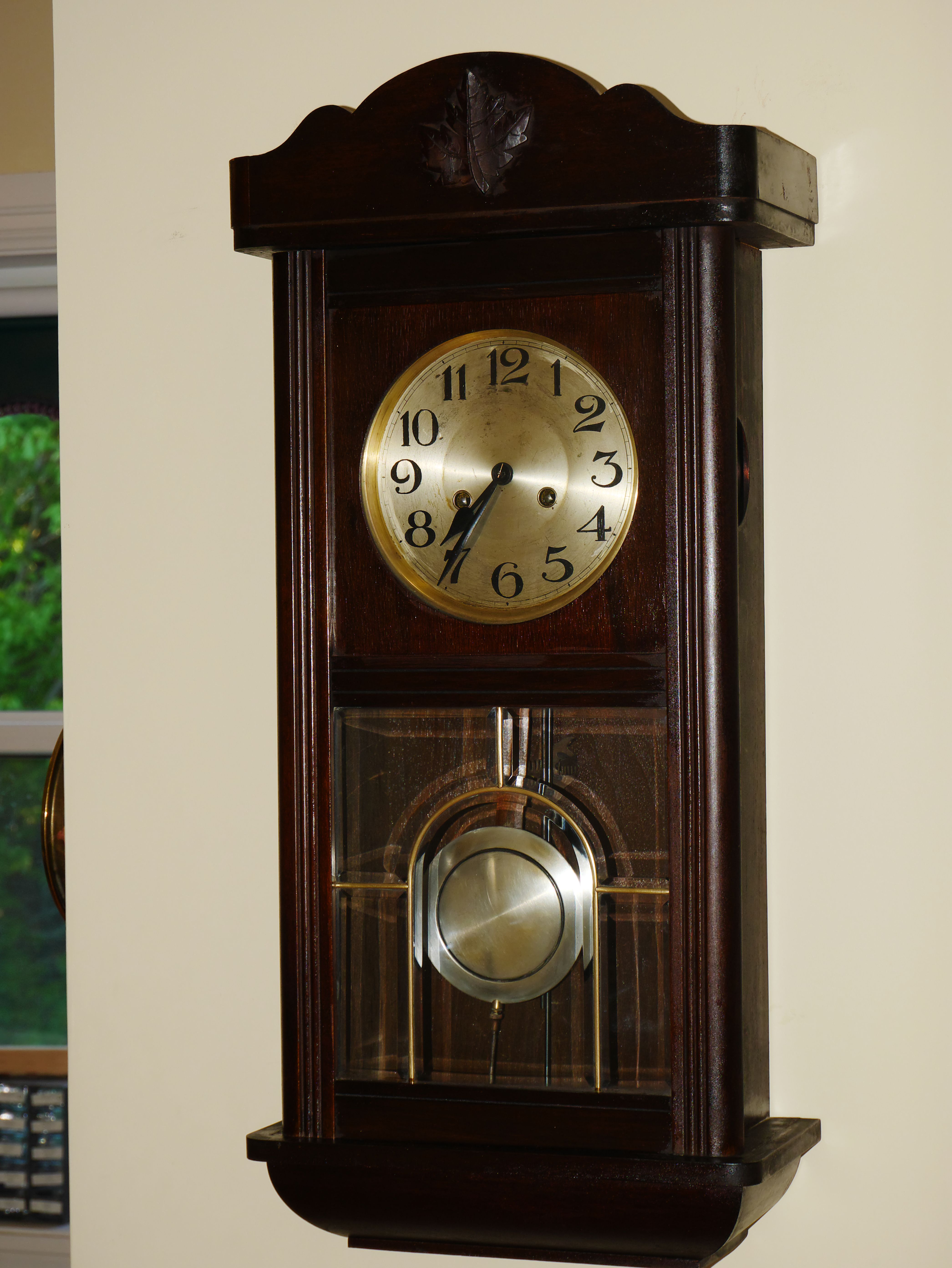 Mauthe box clock – Sold by Eatons under the Solar name or a Forestville ...