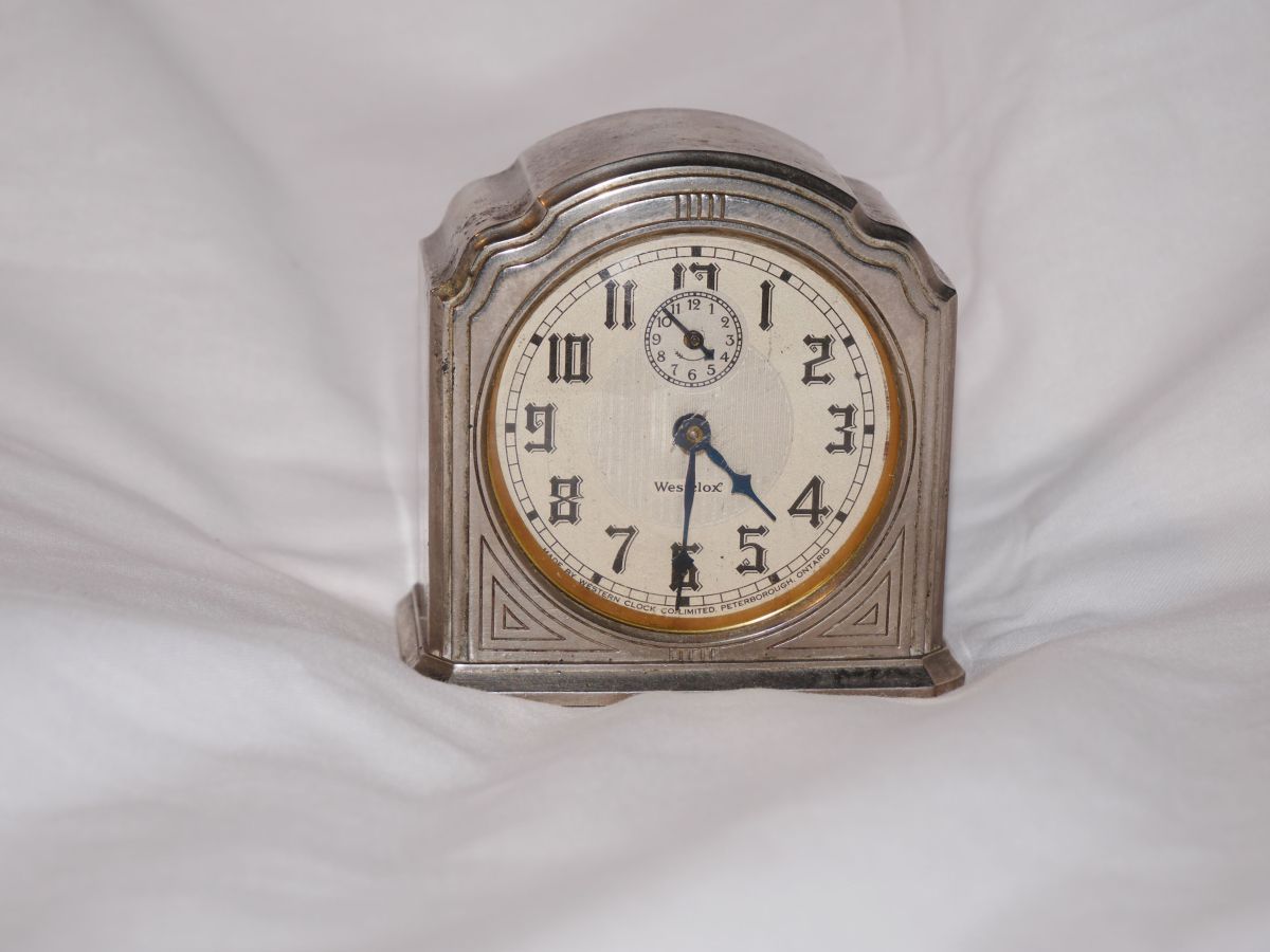 LaSalle Dura alarm clock movement cleaned and running – Antique and ...