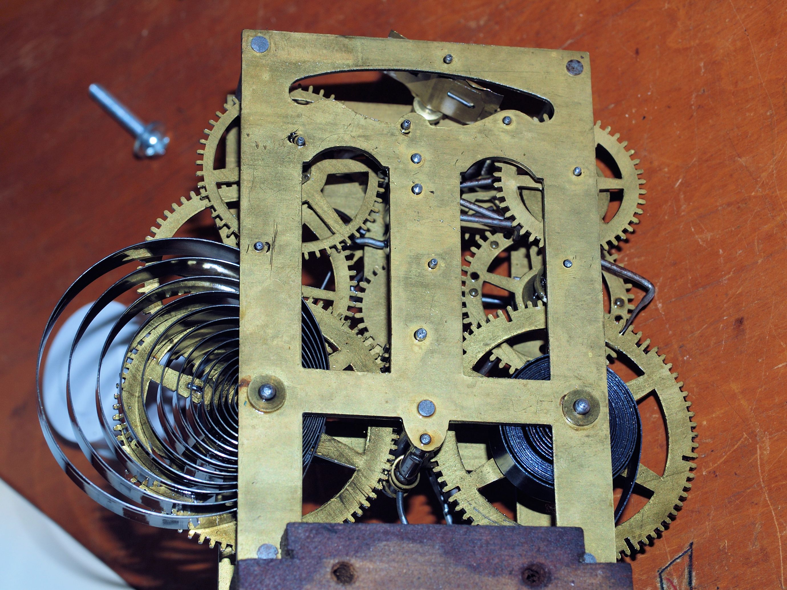 New Haven Ogee clock – attractive but not without issues – Antique and ...