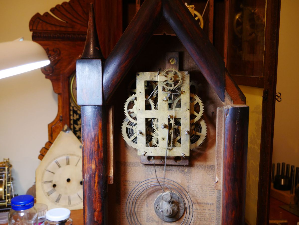 How Common Are Brass Mainsprings in Clocks? – Antique and Vintage Clocks