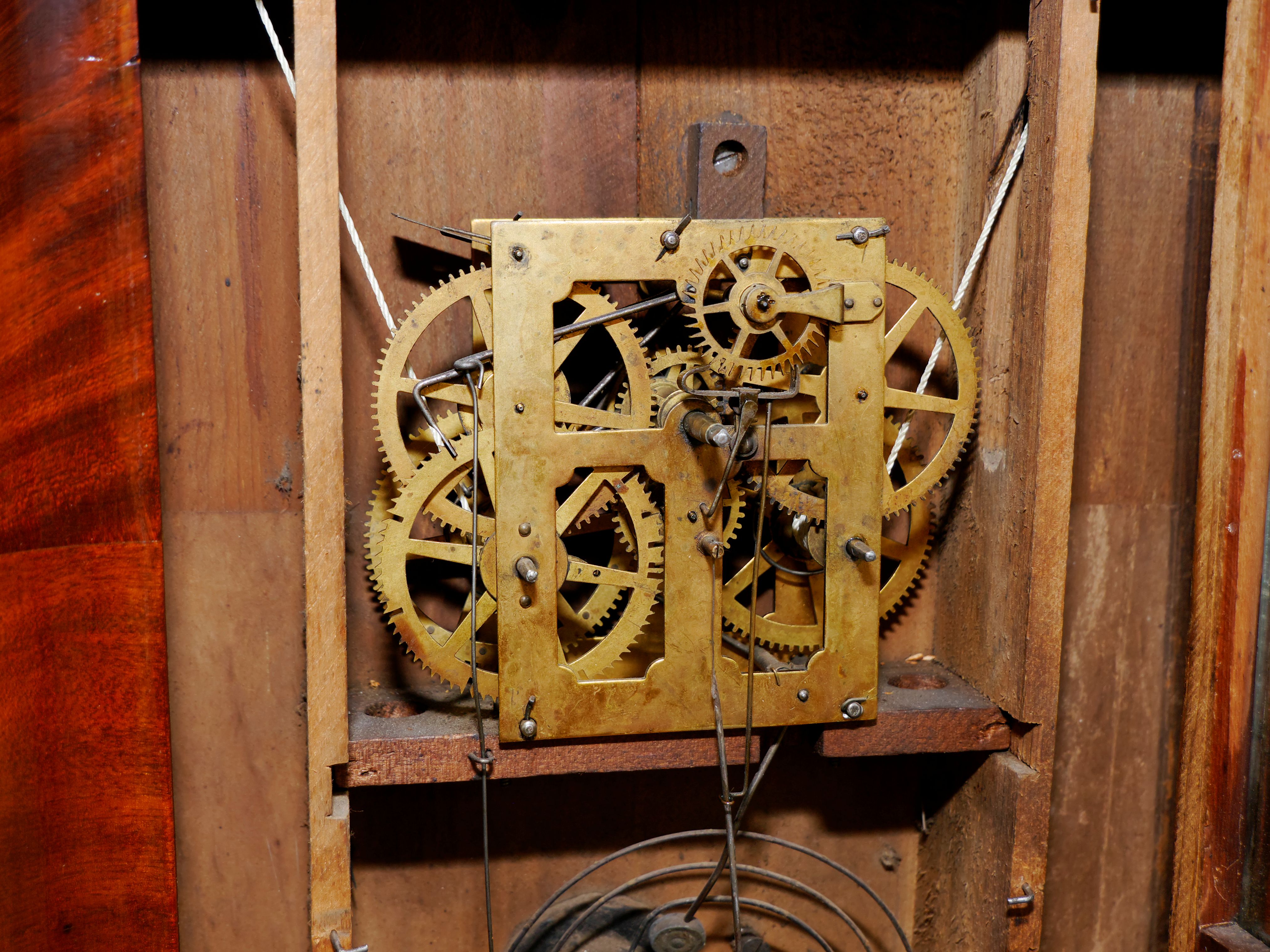 Removing a 30-hour clock movement from its case – how-to video ...