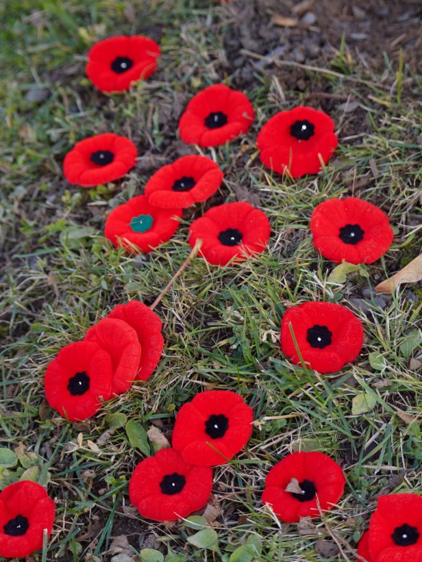A time to remember – Remembrance Day 2018 – Antique and Vintage ...