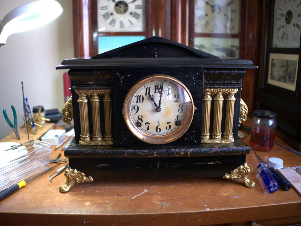Gilbert 6 column mantel clock – Antique and Vintage Mechanical Clocks