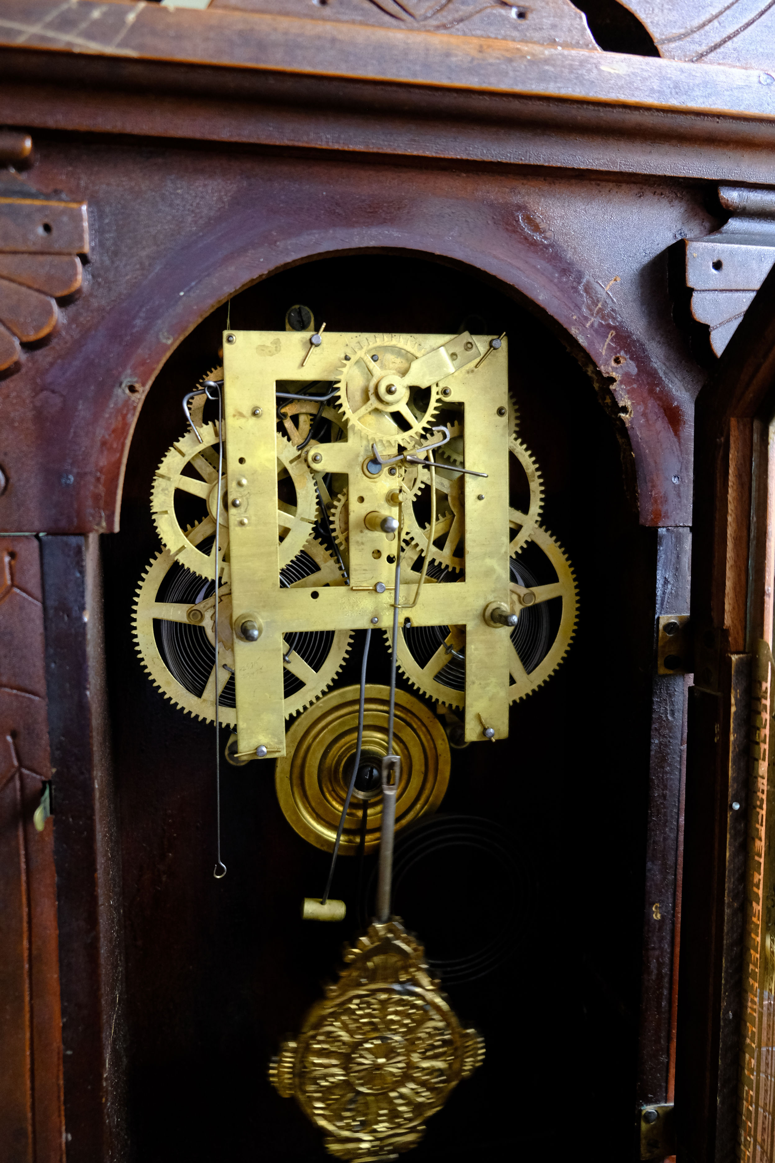 E Ingraham Mystic parlour clock – Antique and Vintage Mechanical Clocks