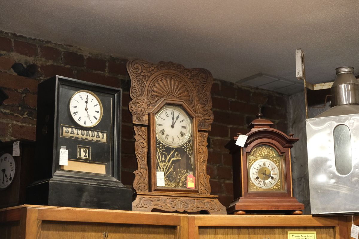 Clock collecting and repair as a hobby – Part II – Antique and Vintage ...