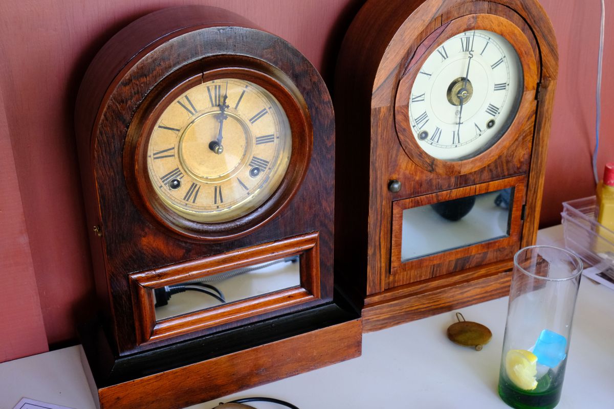 Jerome & Co. round top shelf clock – first impressions – Antique and ...