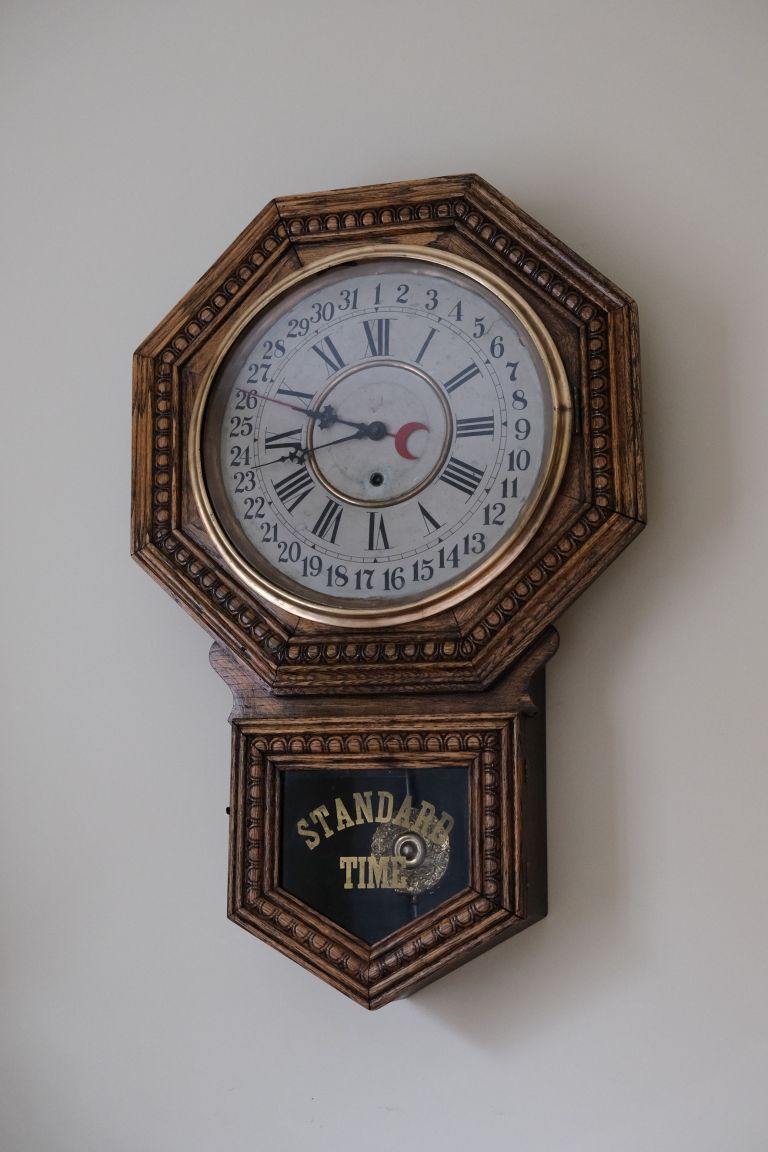 A Guide to Adjusting Your Clock’s Beat – Antique and Vintage Mechanical ...