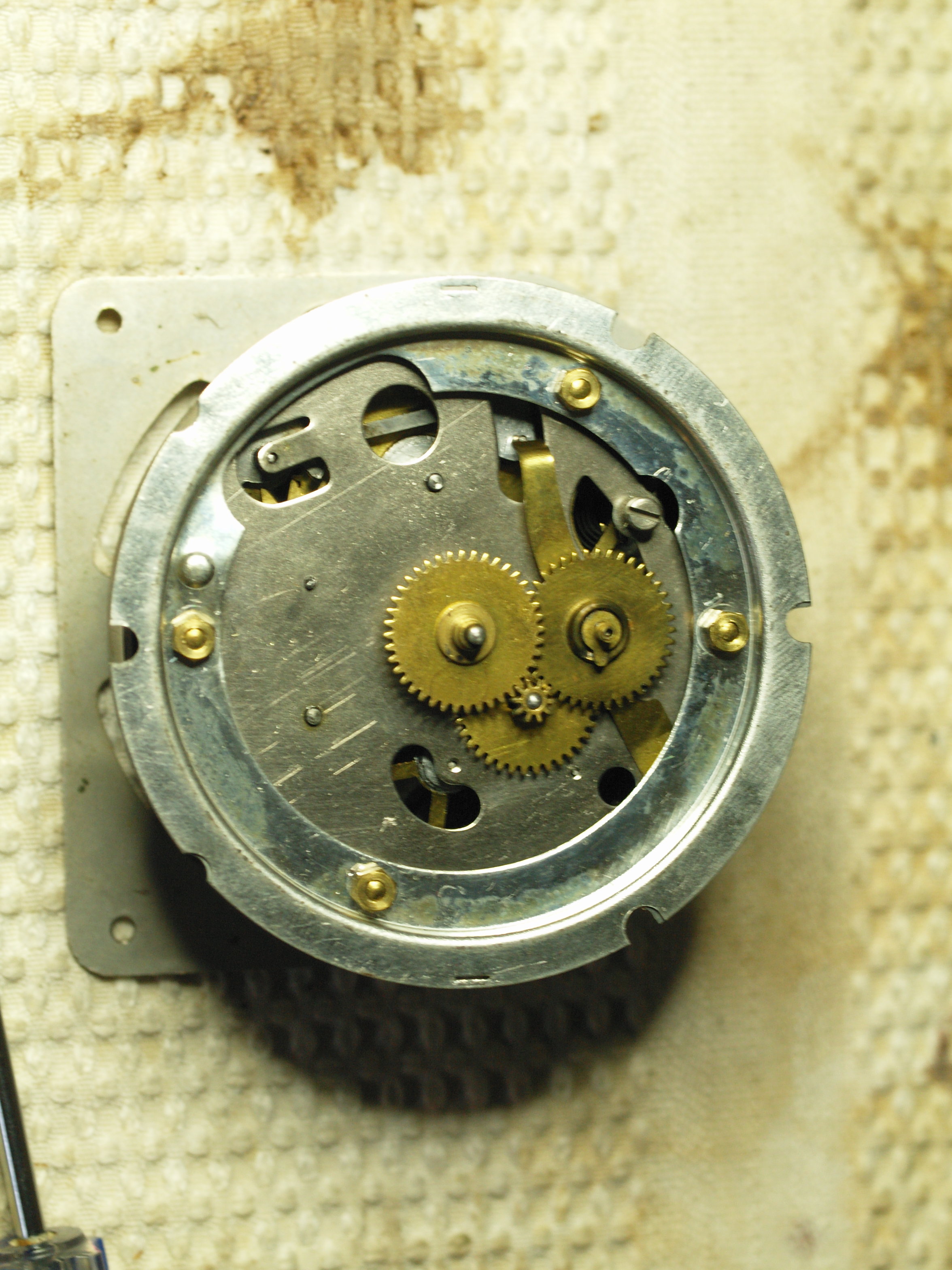 LaSalle Dura alarm clock movement cleaned and running – Antique and ...