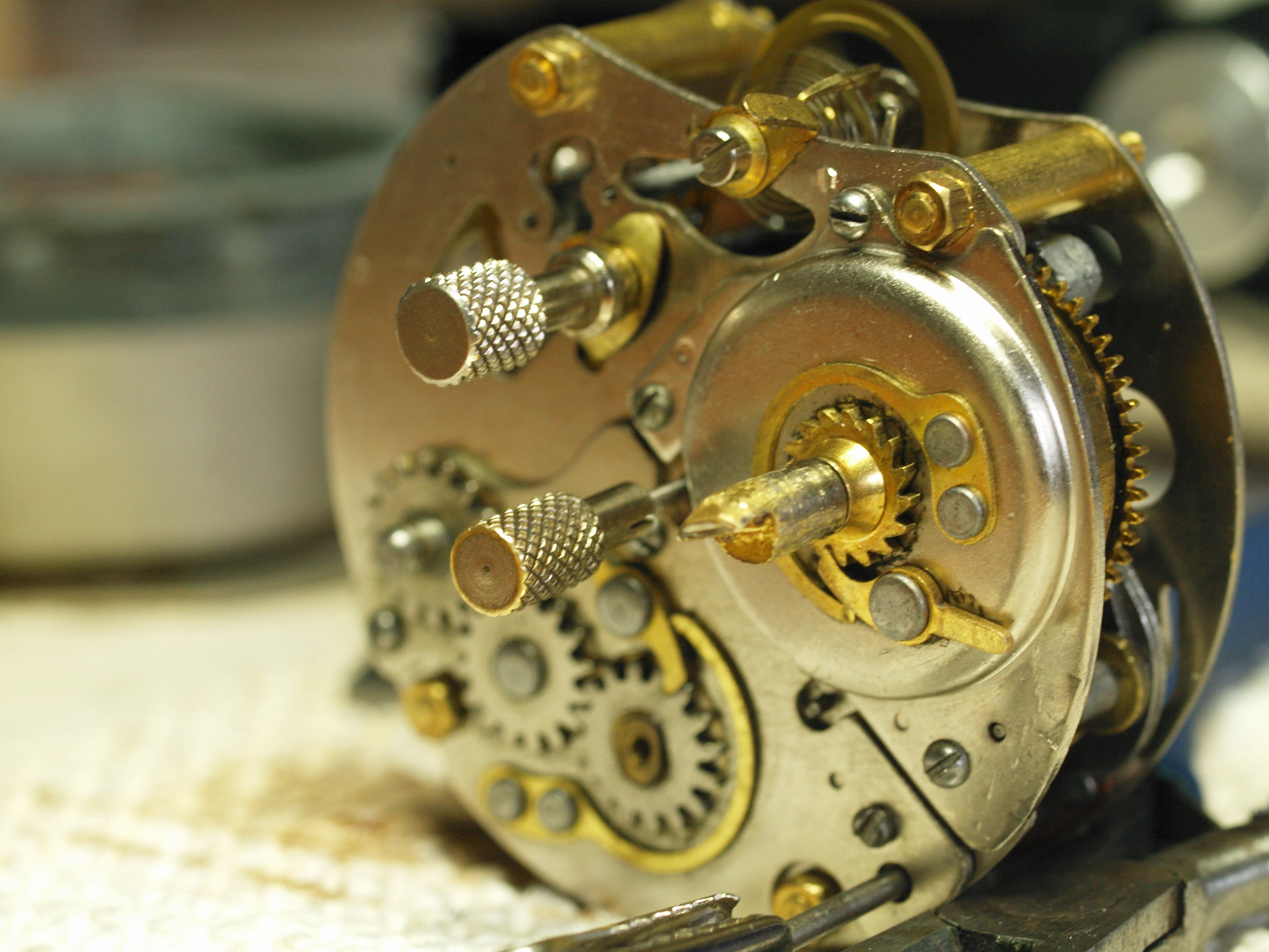 LaSalle Dura alarm clock movement cleaned and running – Antique and ...