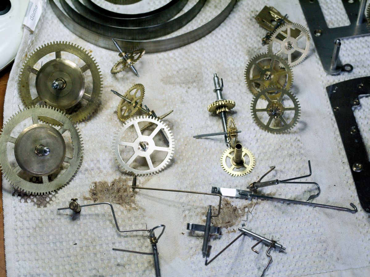 Service intervals for antique and vintage mechanical clocks? – Antique ...