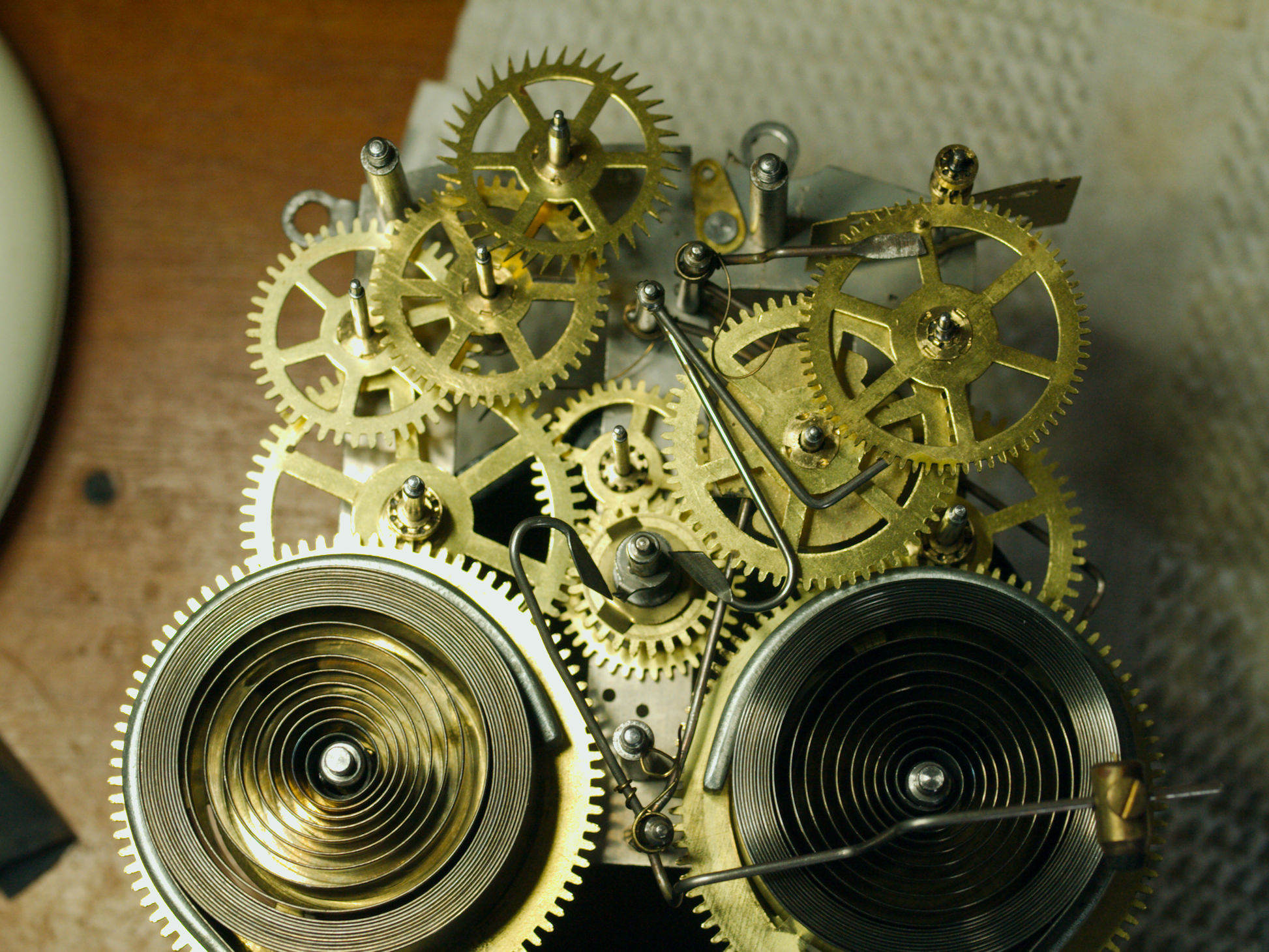 clock test stand – Antique and Vintage Mechanical Clocks