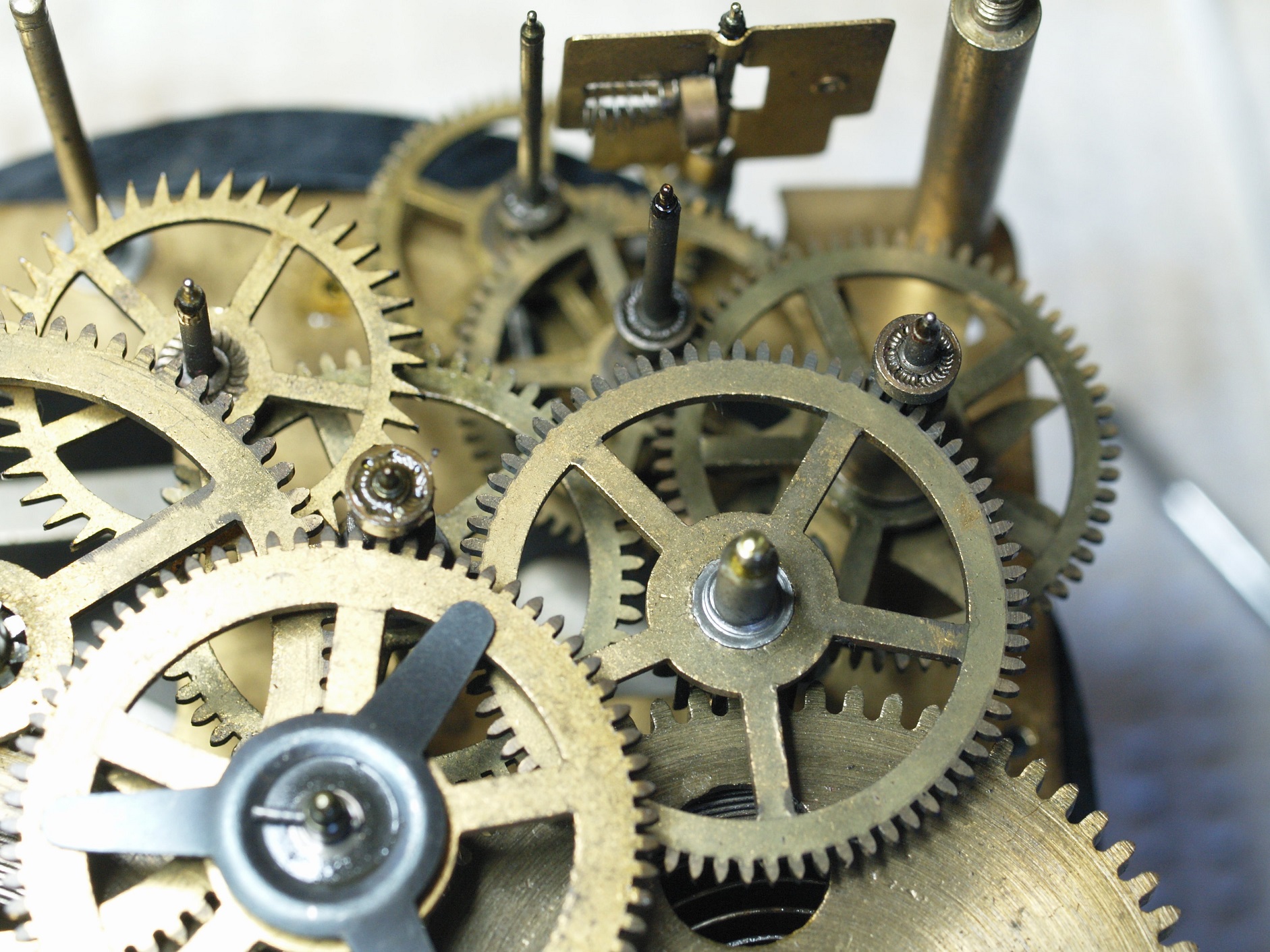 Mauthe box clock movement servicing – Antique and Vintage Mechanical Clocks