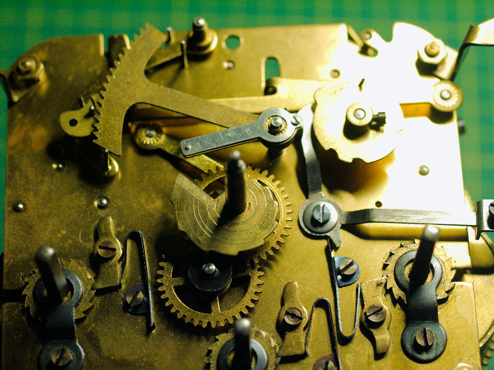 Fleet Time mantel clock with Gufa movement – servicing the movement ...