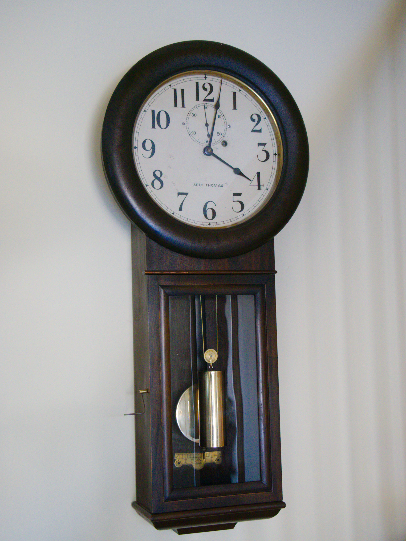 Assessing Antique and Vintage Clock Values: Key Factors – Antique and ...