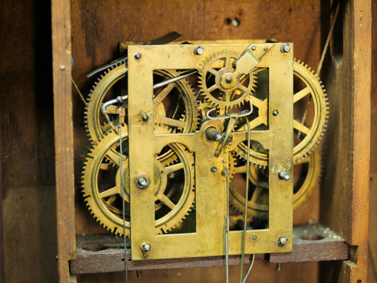 Chauncey Jerome 30-hour movement – two unusual issues during servicing ...