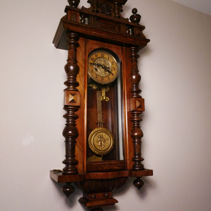 Sessions – Antique and Vintage Mechanical Clocks