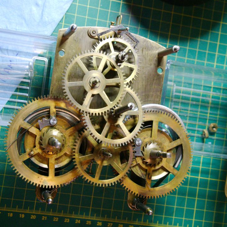 Gilbert – Antique and Vintage Mechanical Clocks
