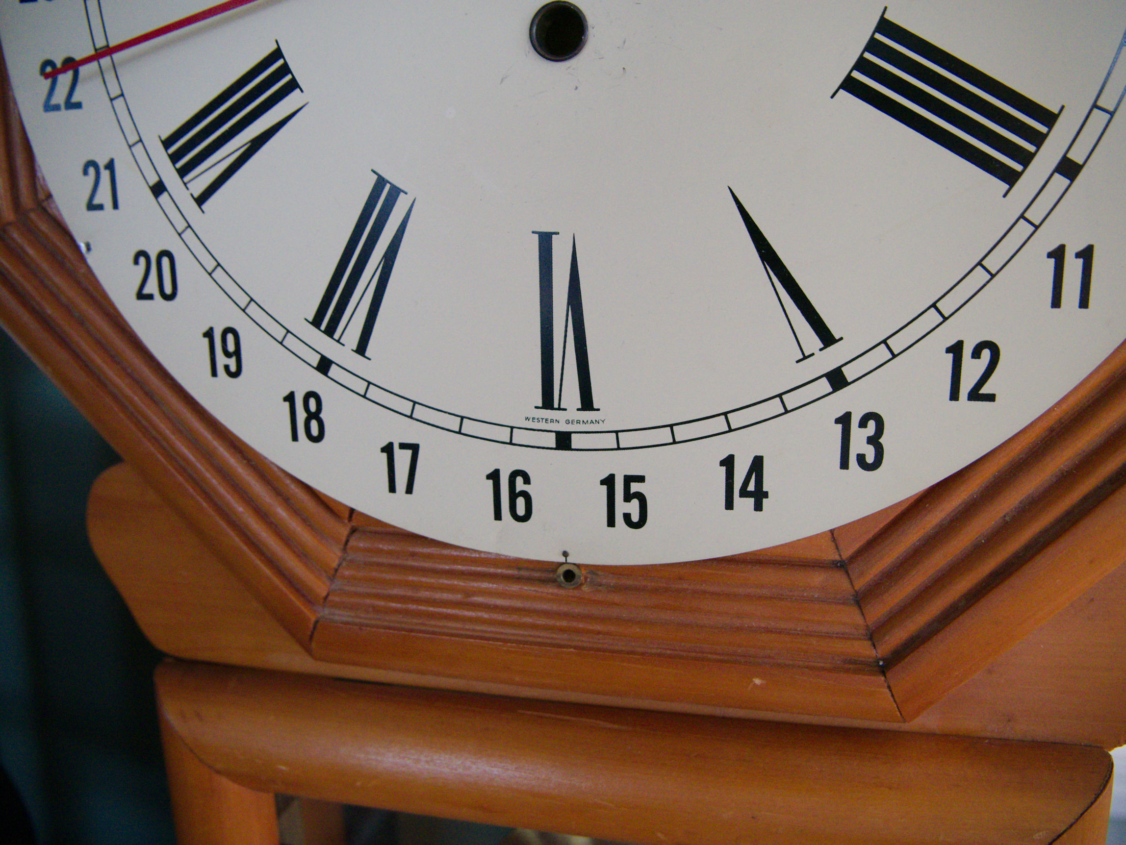 Jauch time only calendar clock – first look – Antique and Vintage ...