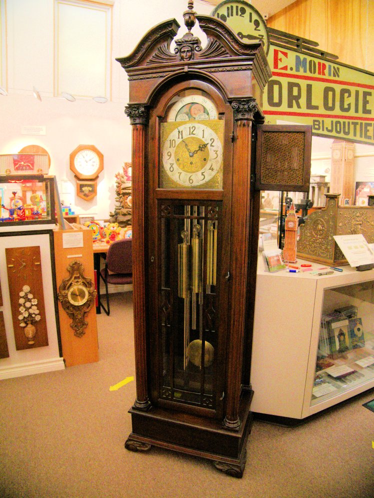 The Canadian Clock Museum – a must-see for clock fans and museum lovers ...