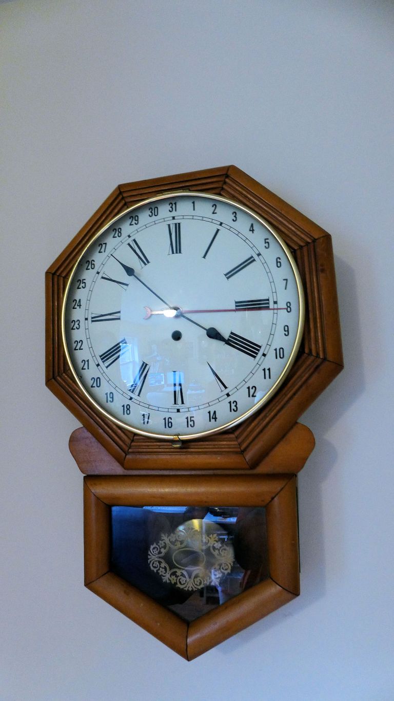 Assessing Antique and Vintage Clock Values: Key Factors – Antique and ...