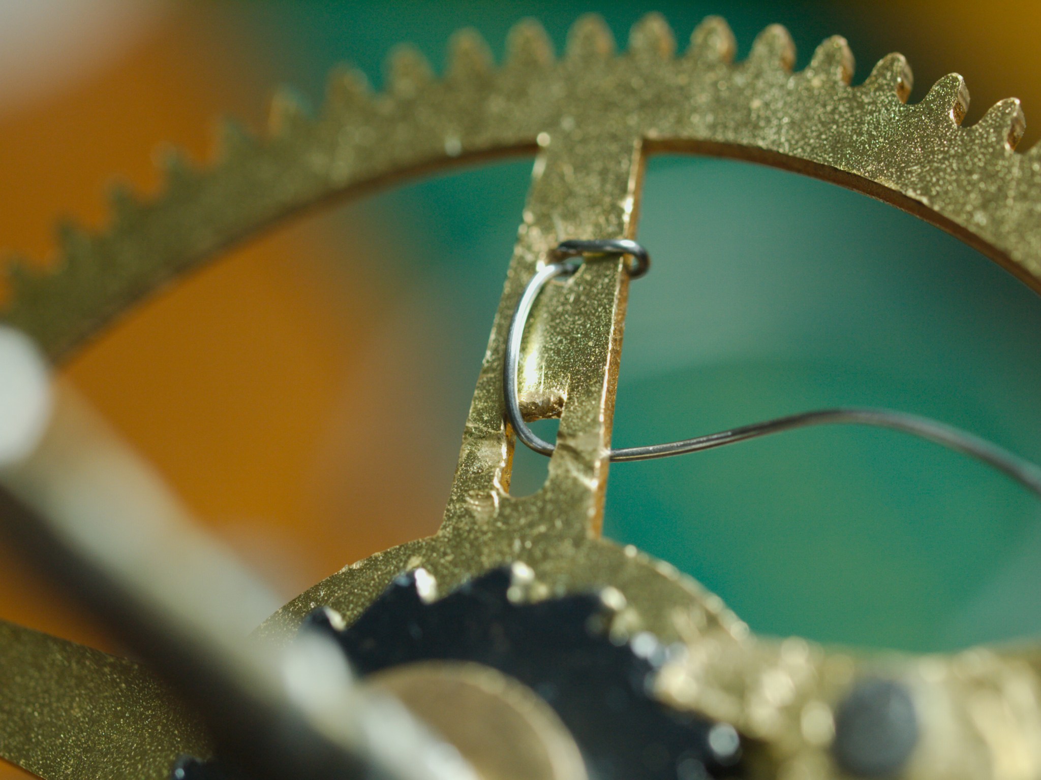 Photography and Clock Repair: Choosing the Right Camera and Lens ...