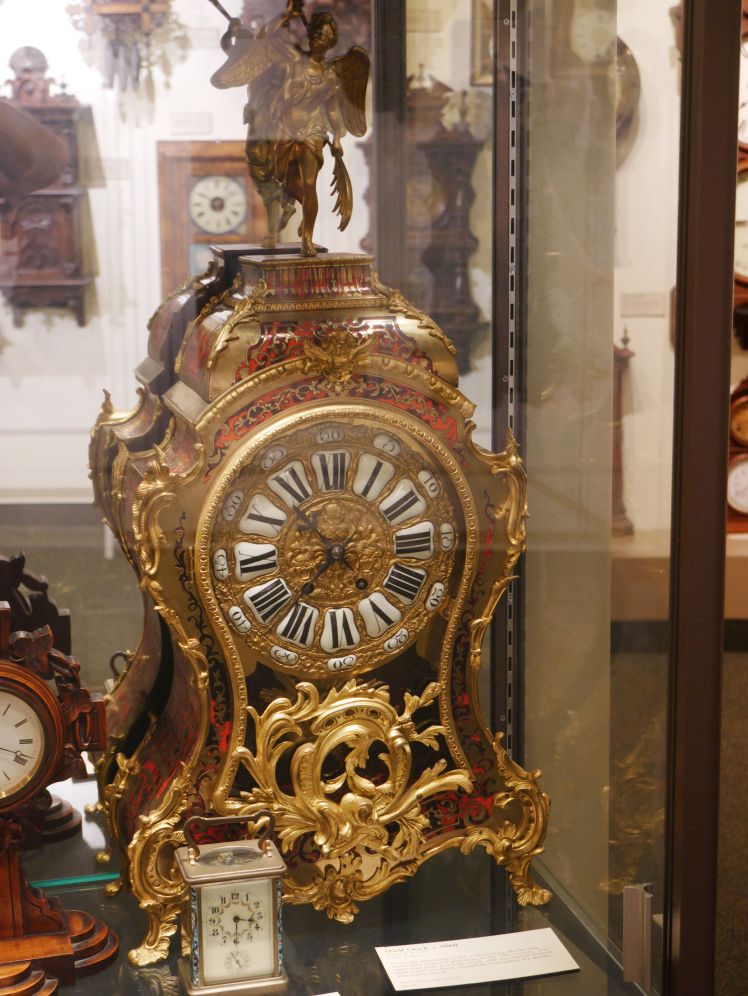 Assessing the Value Factor of Antique Clocks – Antique and Vintage ...