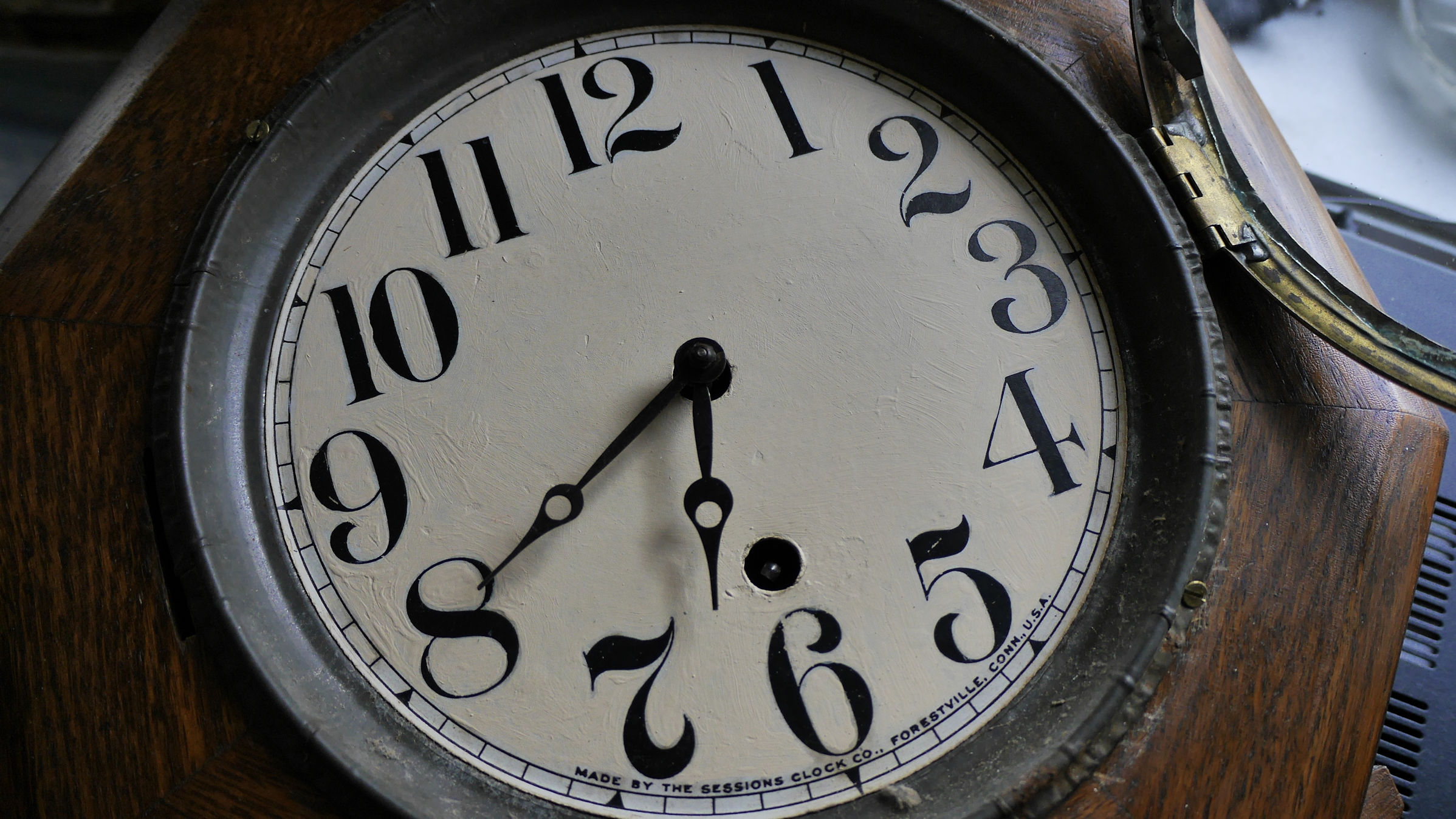 Time to service a Classic Sessions Schoolhouse Clock – cleaning ...