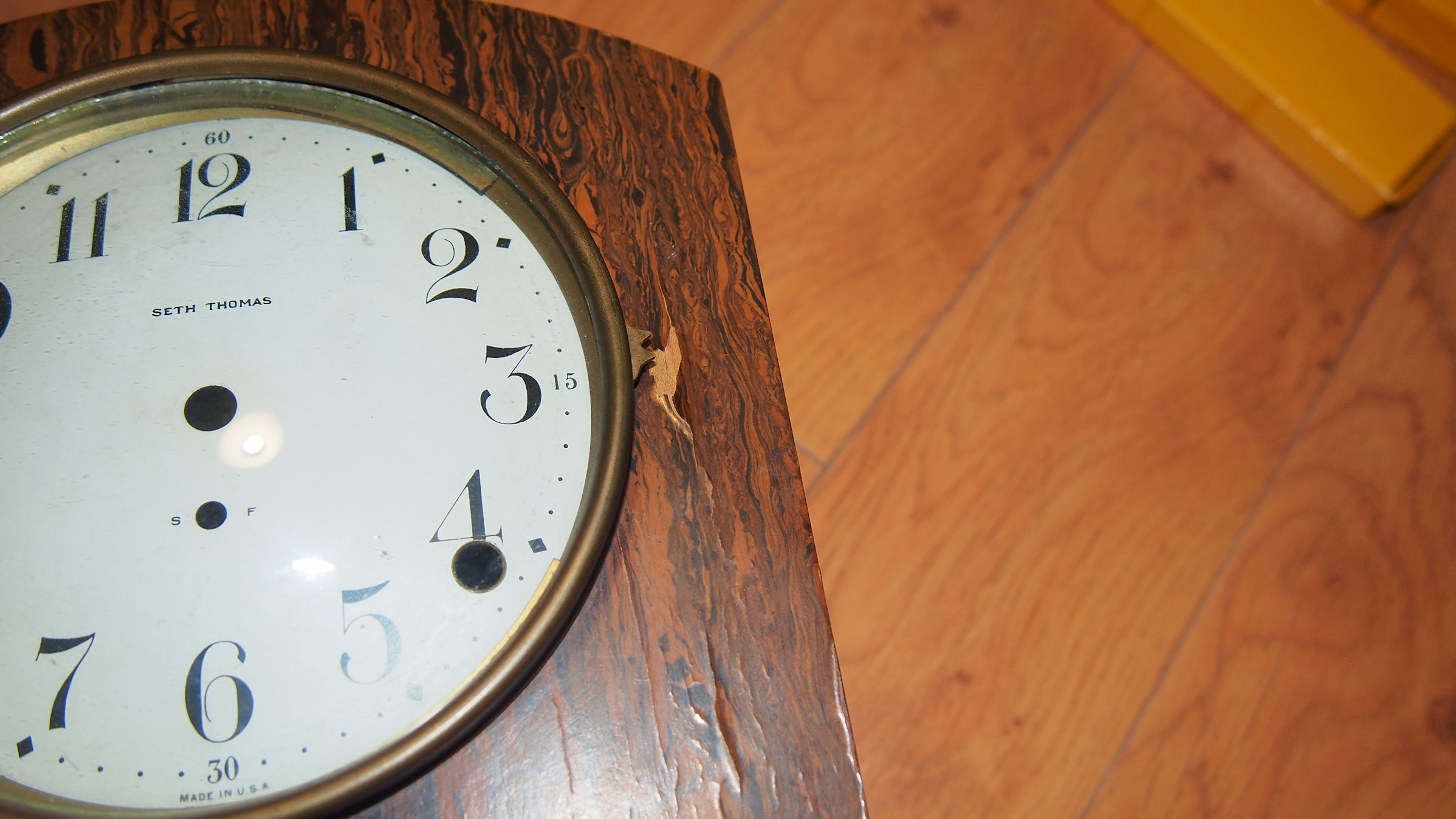 A Vintage Seth Thomas Clock with a peculiar veneered case – Antique and ...