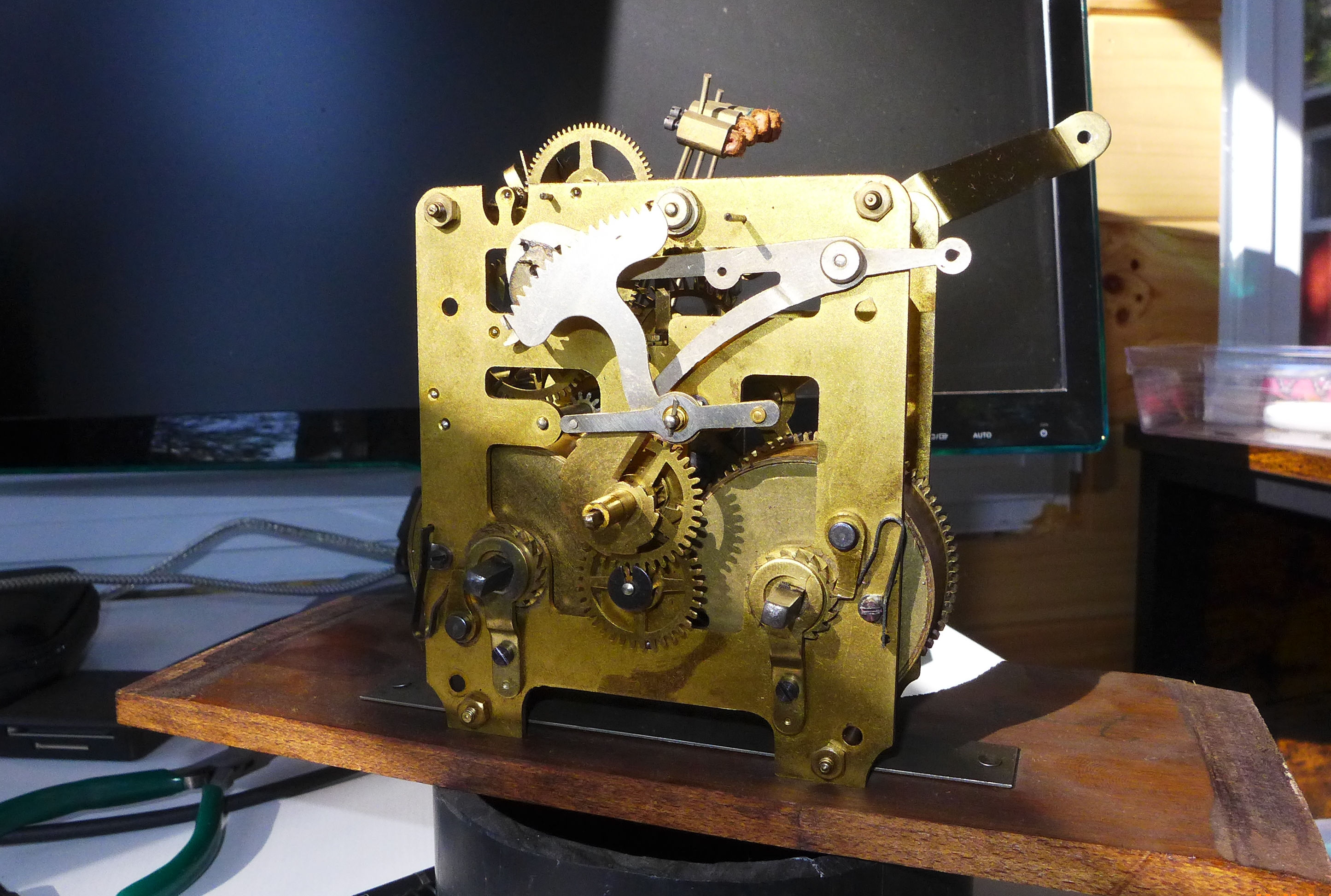 Proper Clock Lubrication: Essential Tips and Techniques – Antique and ...
