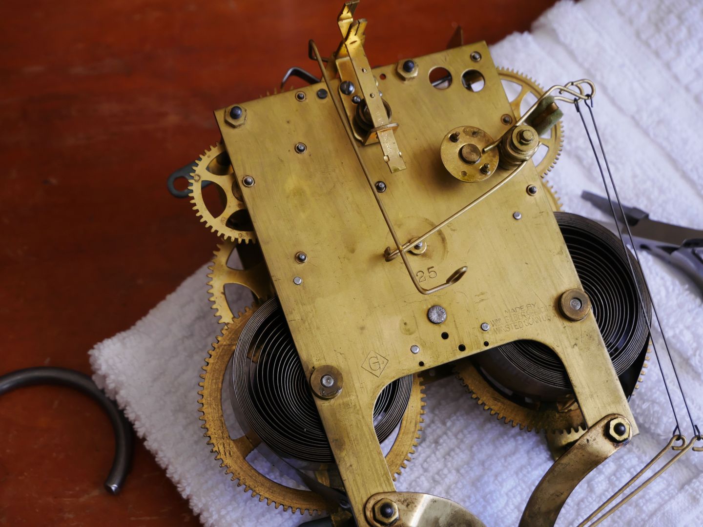 How to Safely Remove a Clock Movement from Its Case – Antique and ...